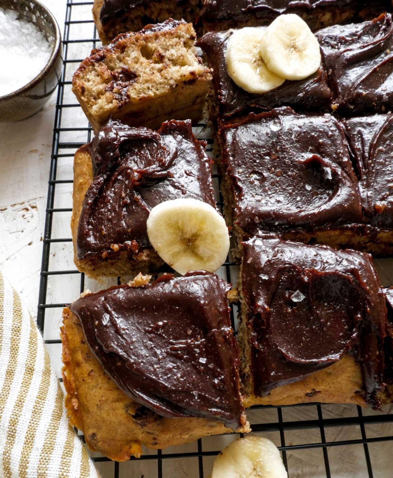 Vegansk banankage – Opskrift på banankage med chokolade