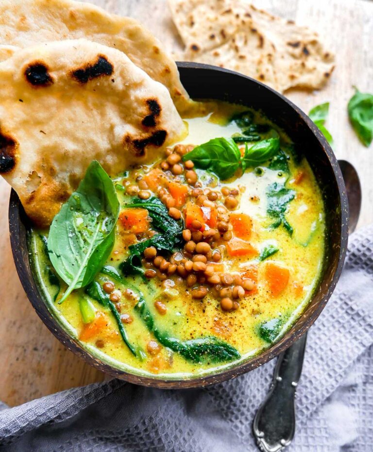 Linsesuppe – på 30 min. – Opskrift på nem suppe med linser og kokosmælk