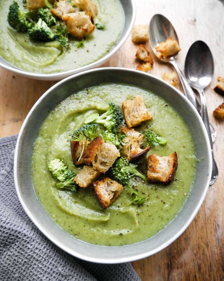 Broccolisuppe – Vegansk opskrift på nem, sund suppe med broccoli