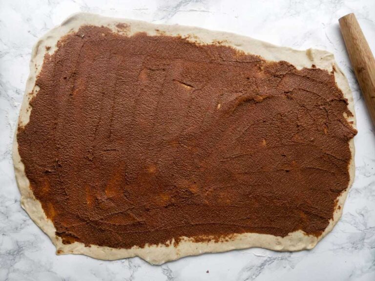 Kanelbrød – Opskrift på lækkert svampet kanelstang